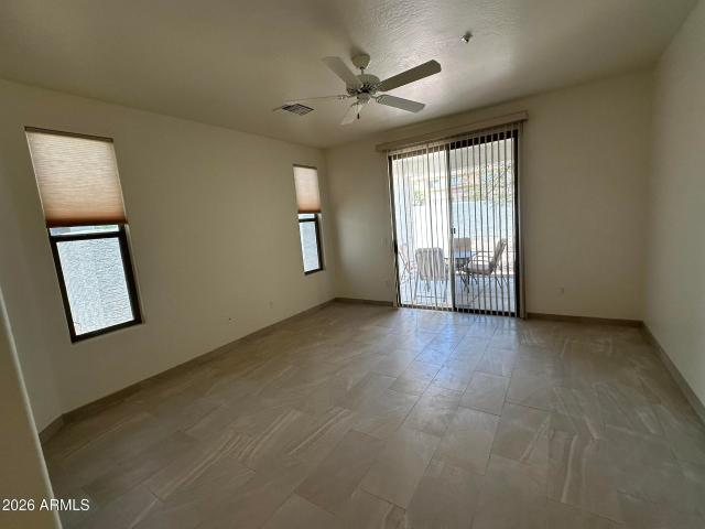 17012 e salida drive # b