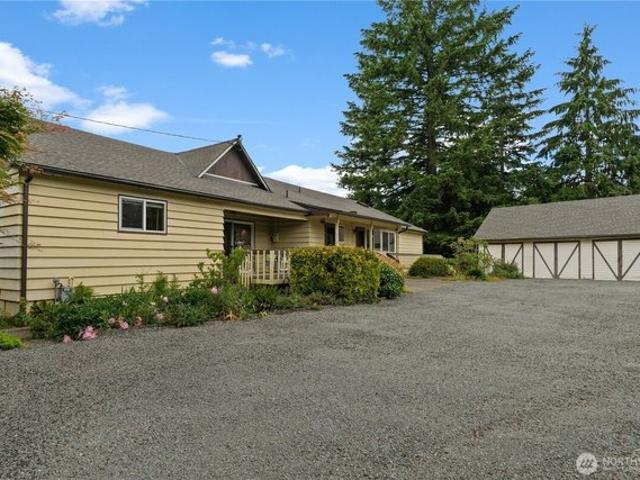 17012 SE 128th St, Renton, WA 98059