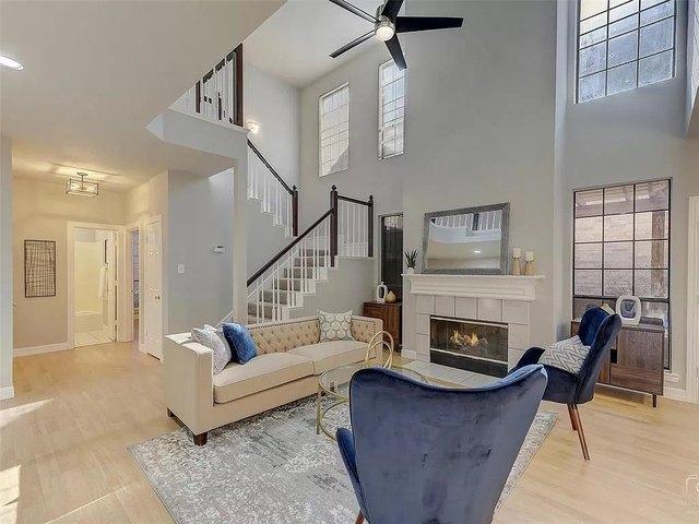 17018 Vinland Dr, Addison, TX 75001