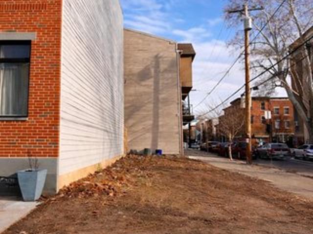 1701 Montrose St, Philadelphia, PA 19146