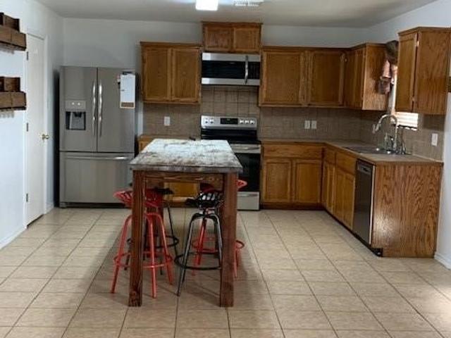 1701 Brook Lane