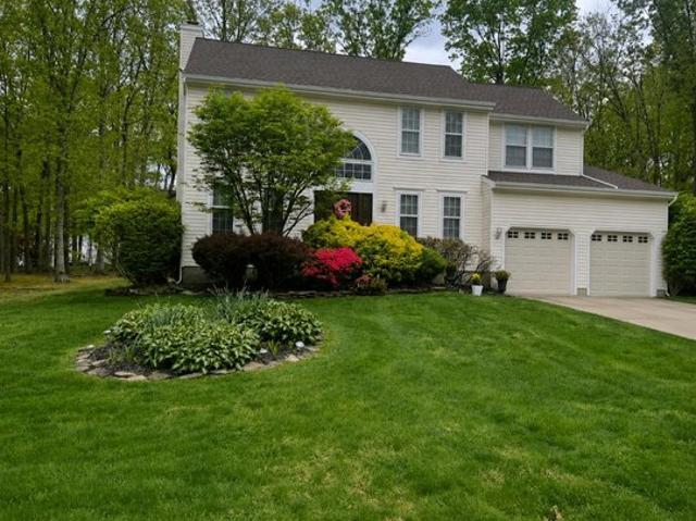 1701 Currant Ct, Williamstown, NJ 08094