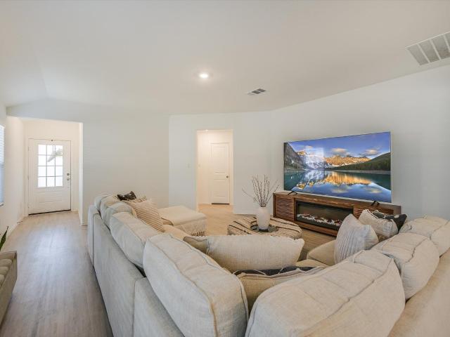 1701 Chapel Ranch Rd