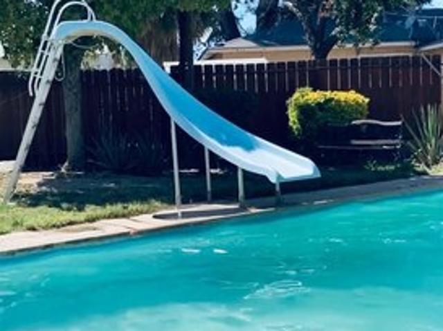1701 Cromwell Ct, Bakersfield, CA 93304