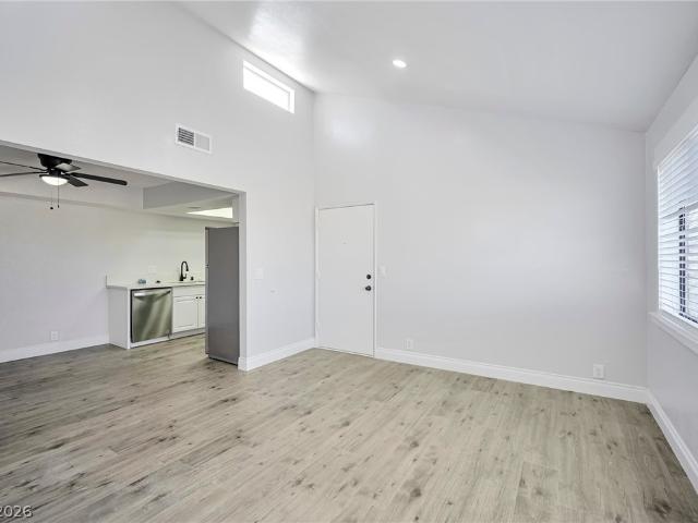 1701 E Katie Ave, Unit 10, Las Vegas, NV 89119 | MLS #2762