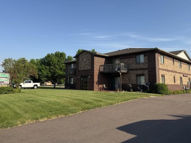 1701 E Melgaard Rd, Aberdeen, SD 57401