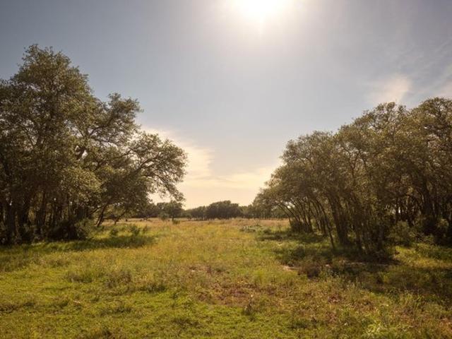 1701 Gipson Rd, Johnson City, TX 78636