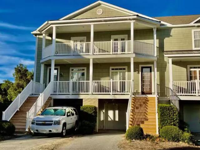 1701 Hopeman Lane, Mount Pleasant, SC 29466