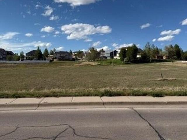 1701 Jordan Dr, Gillette, WY 82718