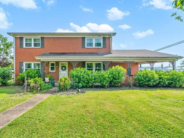 1701 Parkview Dr, Hopkinsville, KY 42240