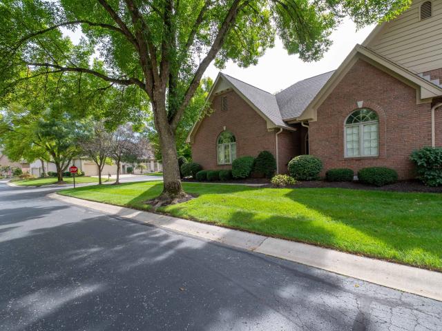 1701 Pathway Dr N, Greenwood, IN 46143 | MLS #22067