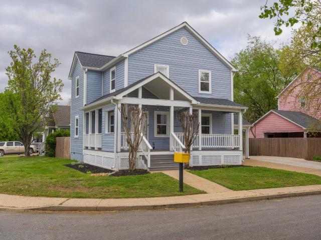1701 Roberts Place