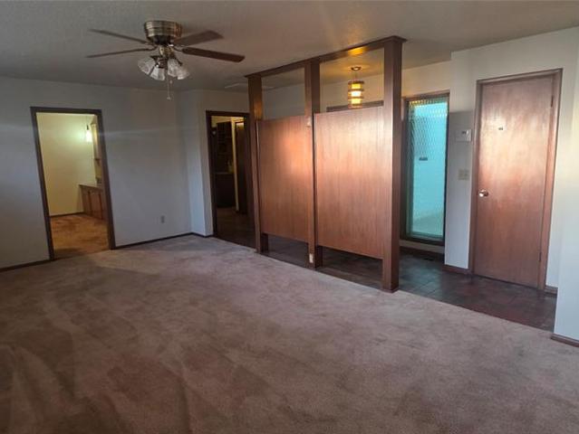 1701 Rolling Ridge