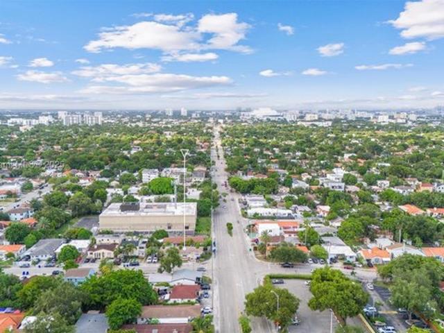 1701 SW 21st St, Miami, FL 33145