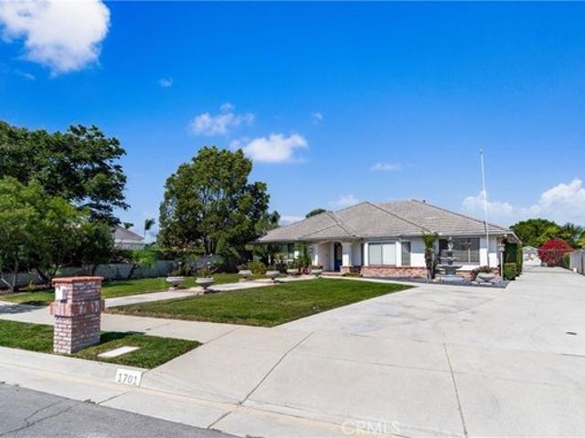1701 S Elderberry St, Ontario, CA 91762