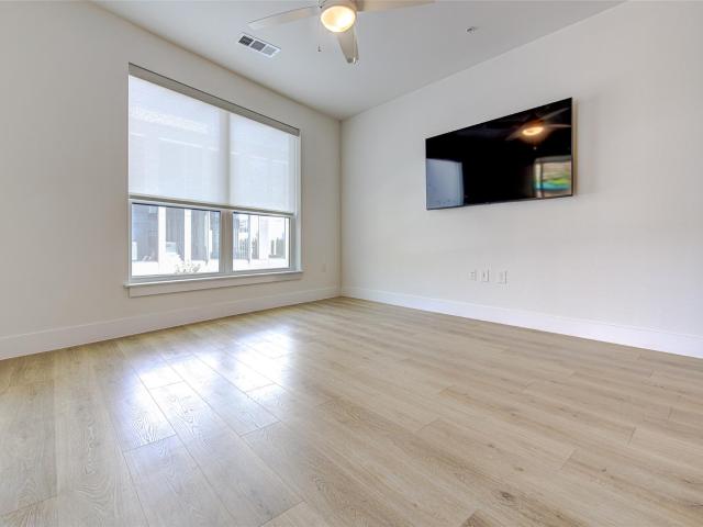 1701 Simond Ave # 229