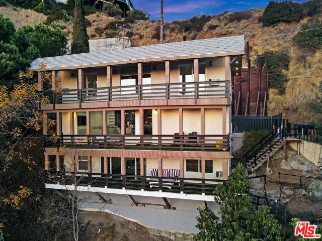 1701 Viewmont Drive
