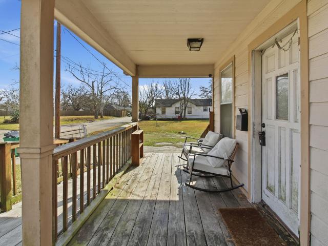 1701 W Humble St, Baytown, TX 77520 | MLS #25477 | Compass