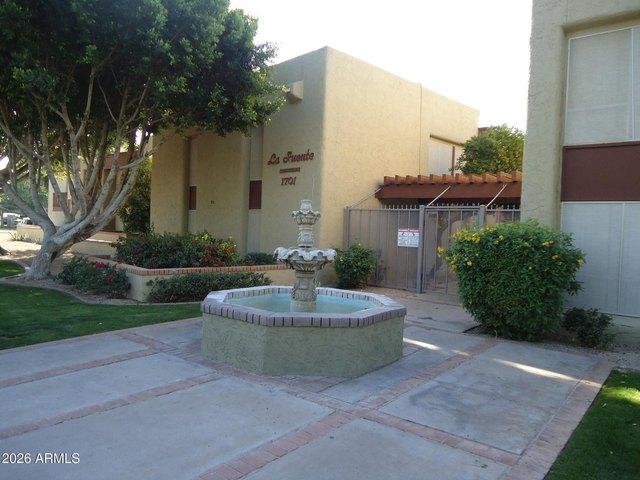 1701 W Tuckey Ln Unit 208, Phoenix, AZ 85015