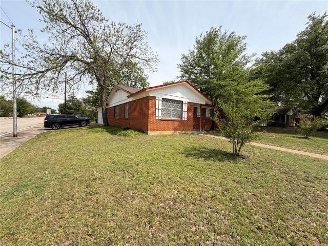 1701 Warren Lane