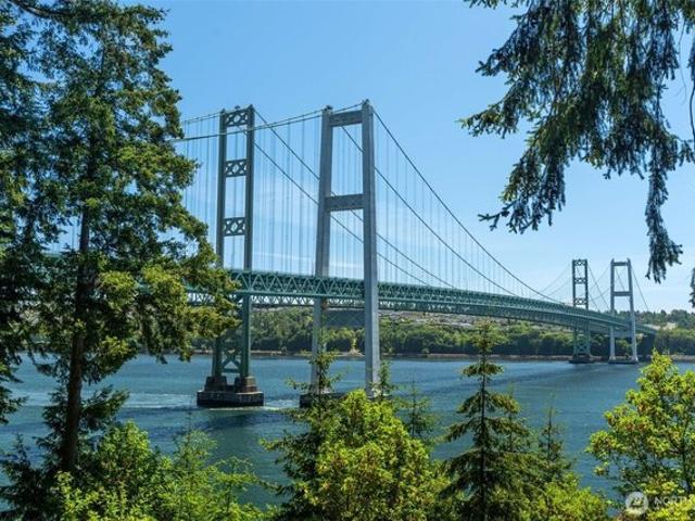 1701 Weatherswood Dr NW, Gig Harbor, WA 98335