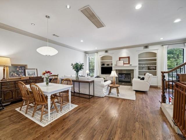 1701 Welch St, Houston, TX 77006
