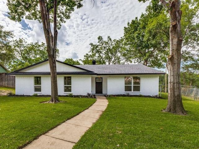 1701 Woodlawn Pkwy, Mesquite, TX 75149