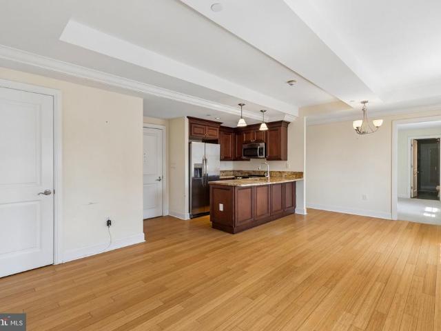 1701 15 Locust Street # 1905