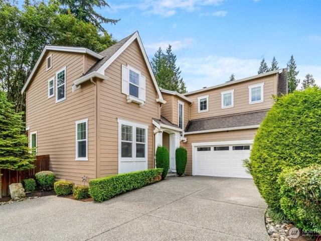 17023 NE 120th St, Redmond, WA 98052