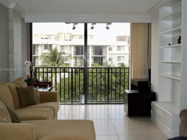 17021 N Bay Rd #512, Sunny Isles Beach, FL 33160