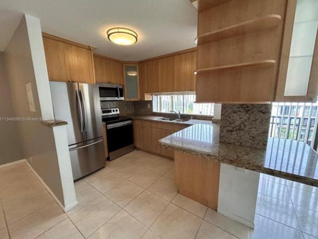 17021 N Bay Rd #701, Sunny Isles Beach, FL 33160