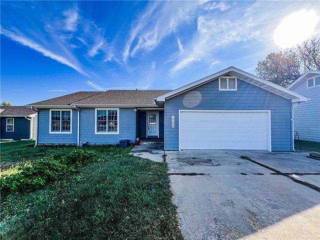 1702 N 3rd St, Neodesha, KS 66757