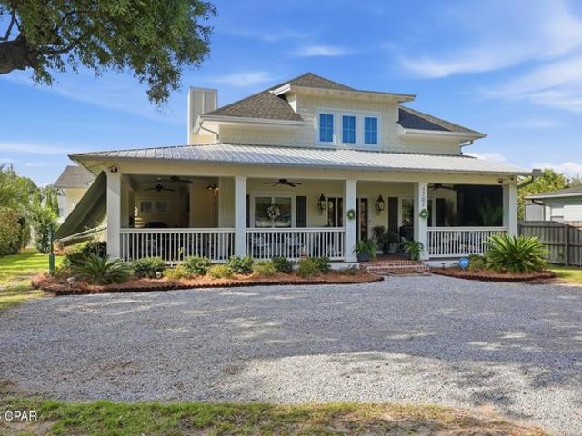 1702 Baker Ct, Panama City, FL 32401