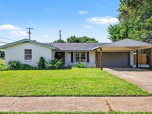 1702 Bristol Ct N, Irving, TX 75062