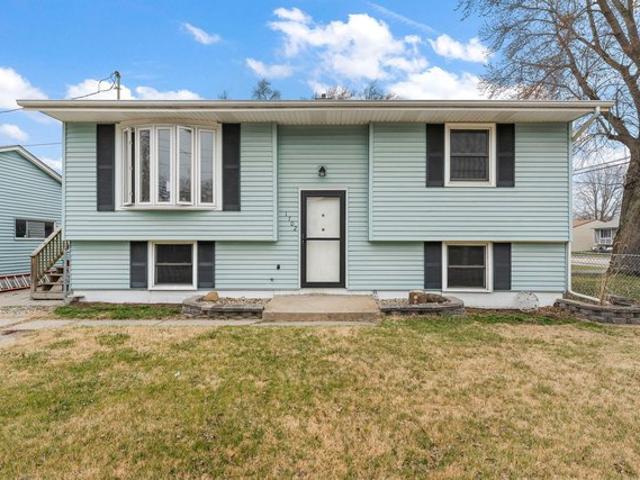 1702 Broadway Ave, Chesterton, IN 46304