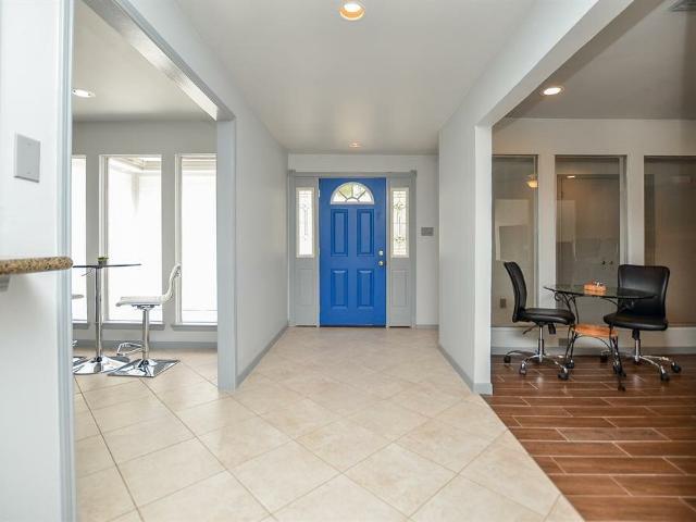 1702 Cherry Bend Drive, Houston, US, TX