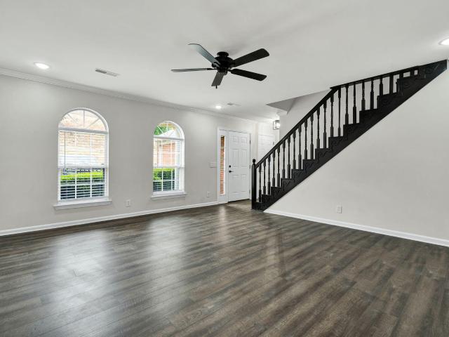 1702 Chestnut Oak Drive