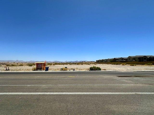 1702 Gold Rush Dr, Bullhead City, AZ 86442