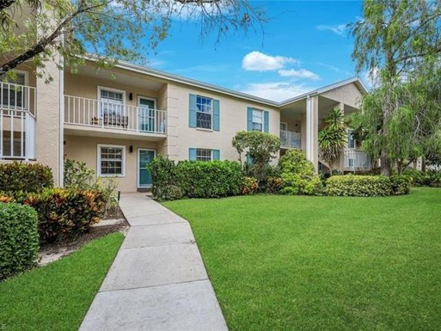1702 Kings Lake Blvd Apt 102, Naples, FL 34112