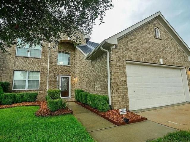 1702 Lansing Cove Dr, Fresno, TX 77545