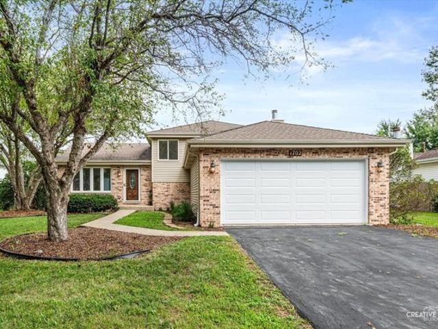 1702 Pebble Beach Dr, Plainfield, IL 60586