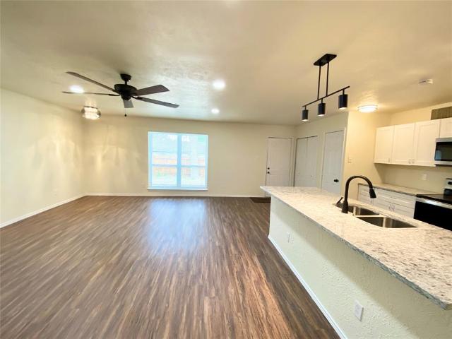 1702 Pilot Way