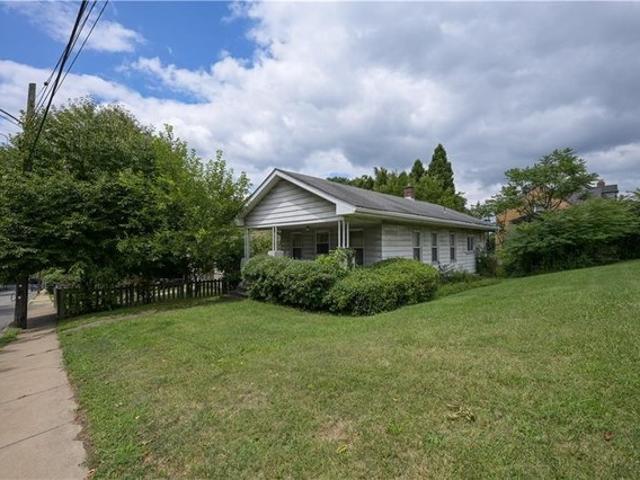 1702 Steuben St, Pittsburgh, PA 15205