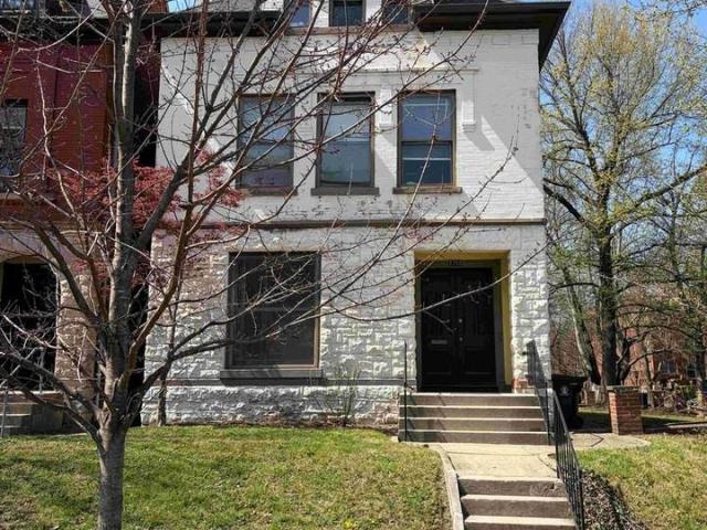 1702 S 2nd Street 2 Bedroom Apartment for Rent at 1702 S 2nd St, Louisville, KY 40208 Old Louisville