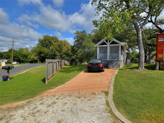 1702 Saracen Rd