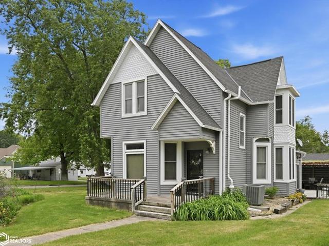 1702 9th St, Harlan, IA 51537