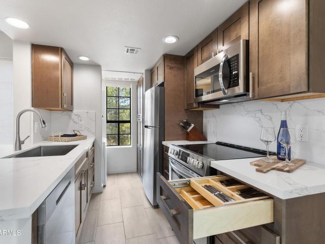 17031 E EL LAGO Boulevard # 2162