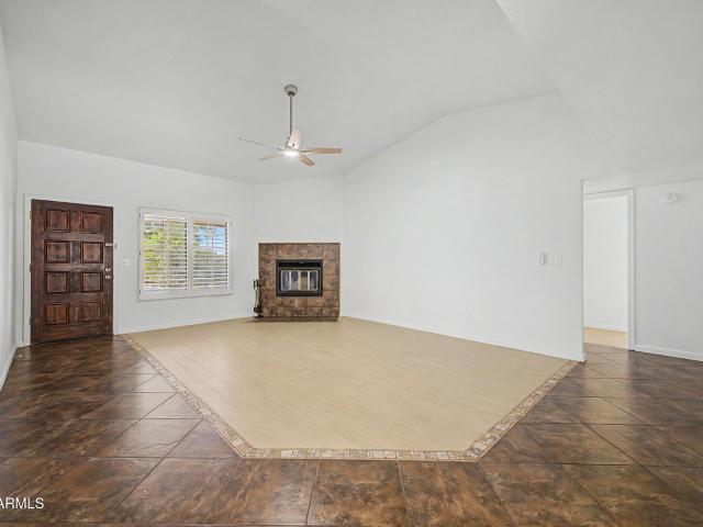 17035 E Cascade Drive