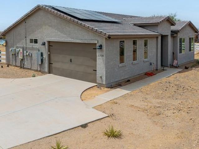 17038 W Baker Dr, Surprise, AZ 85387