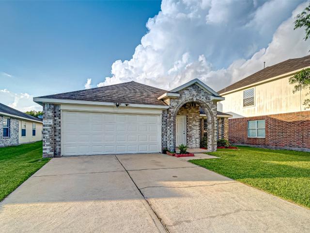 17038 Midnight Sun Ln, Richmond, TX 77407 | MLS #26108 | Compass